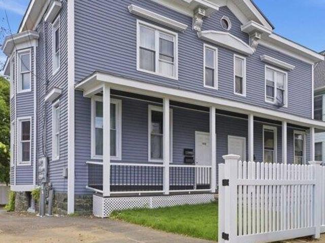 house with 8 bedroom, Bridgeport CT ES104115080