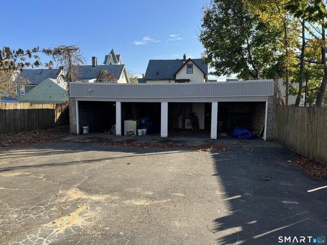 house with 8 bedroom, Bridgeport CT ES103159693