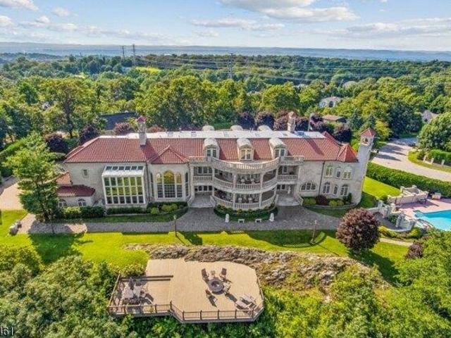house with 8 bedroom, Cedar Grove NJ ES105159044
