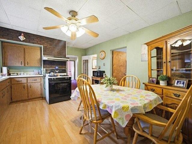 house with 8 bedroom, Chelsea MA DS103248152