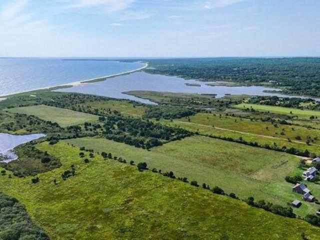 house with 8 bedroom, Chilmark MA ES105207566