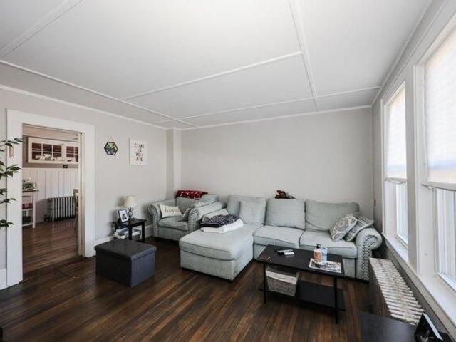 house with 8 bedroom, Concord NH ES103664603