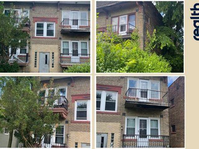 house with 8 bedroom, Cleveland OH ES96308310