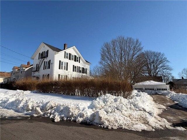 house with 8 bedroom, Cumberland RI DS102256190