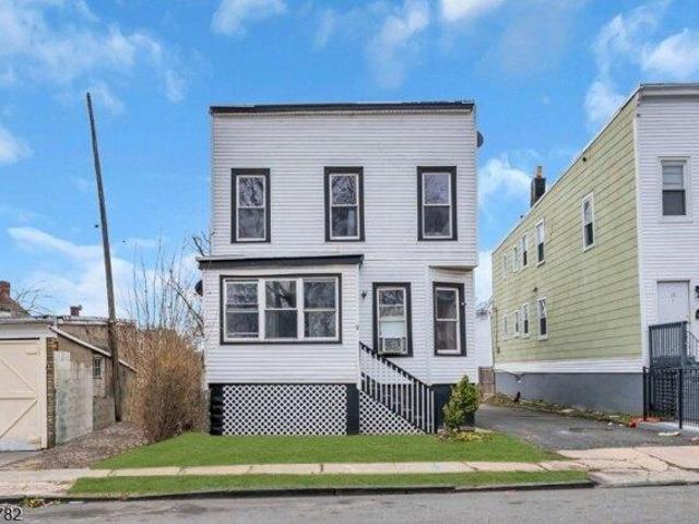 house with 8 bedroom, East Orange NJ DLS102027594