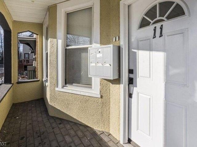house with 8 bedroom, East Orange NJ ES103499747