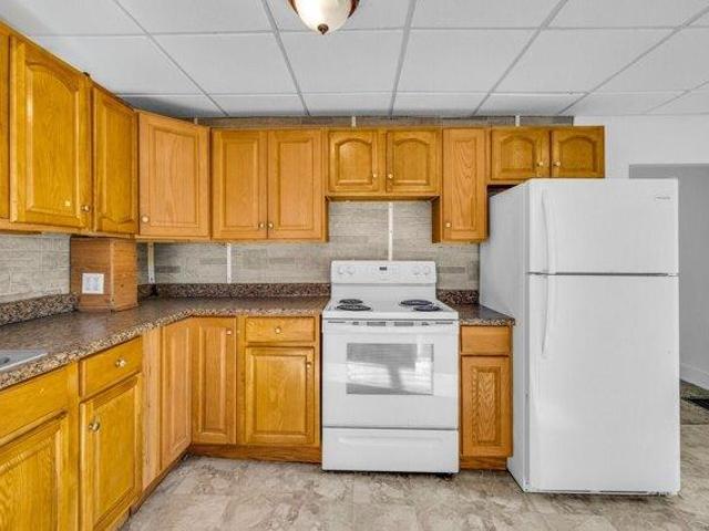 house with 8 bedroom, Enfield CT DS103929695