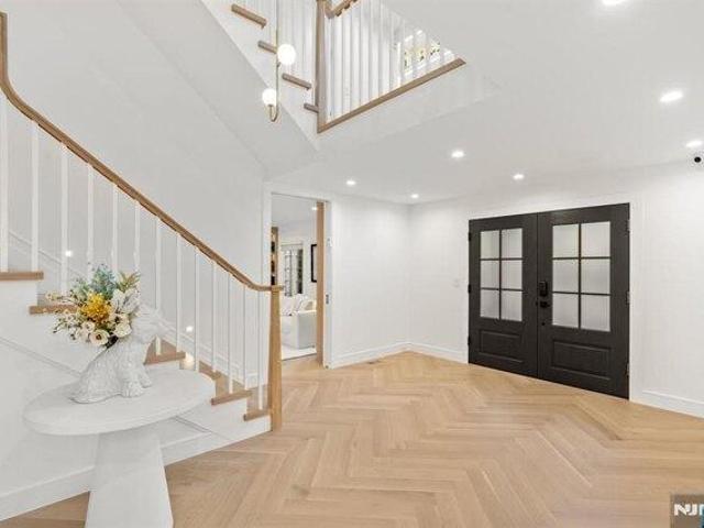 house with 8 bedroom, Englewood NJ ES102828512