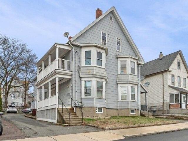 house with 8 bedroom, Everett MA DLS102445839