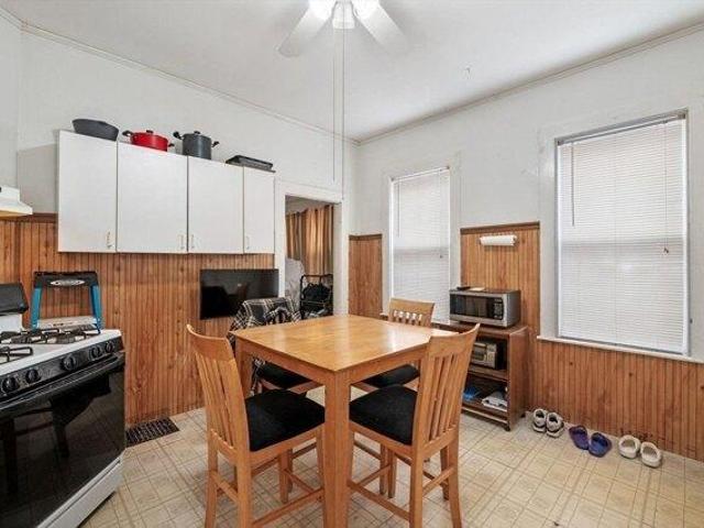 house with 8 bedroom, Everett MA DS102313233
