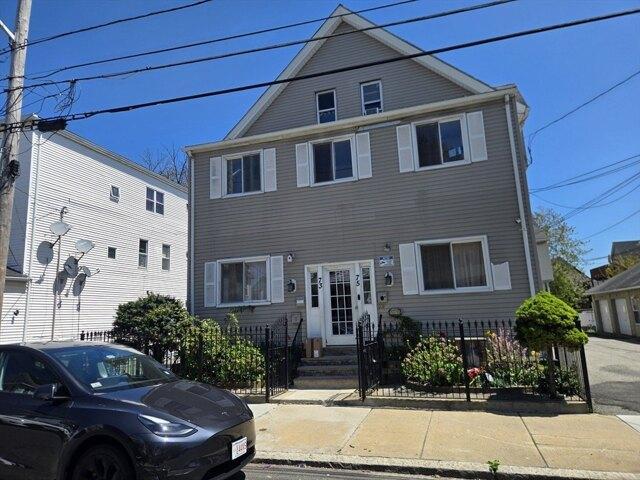 house with 8 bedroom, Everett MA DS102959503