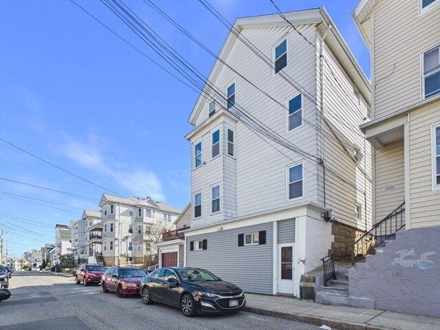 house with 8 bedroom, Fall River MA DS102634162