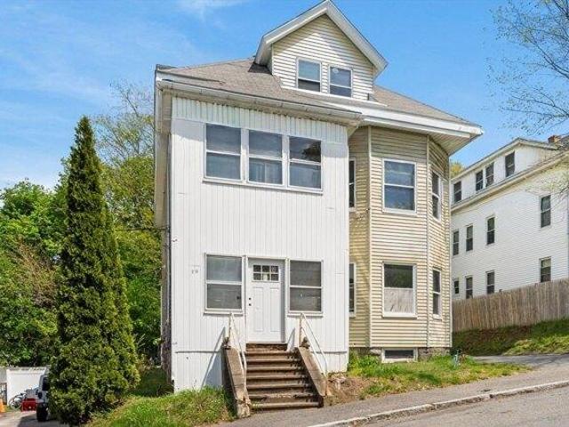 house with 8 bedroom, Fitchburg MA DLS102633536