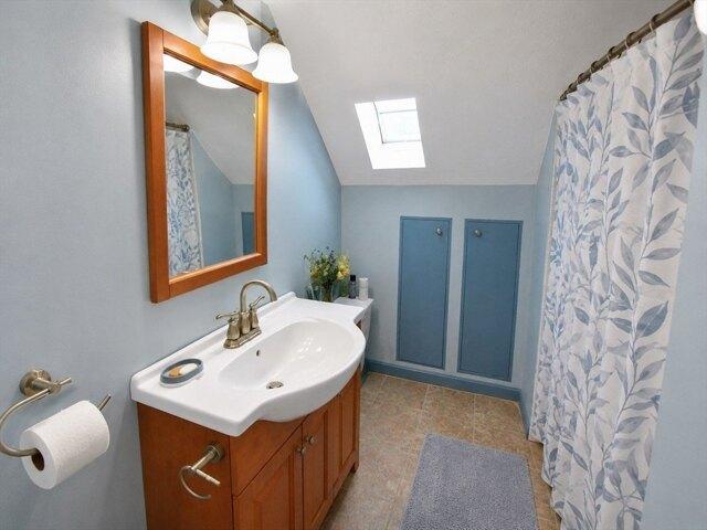 house with 8 bedroom, Fitchburg MA DS103158774