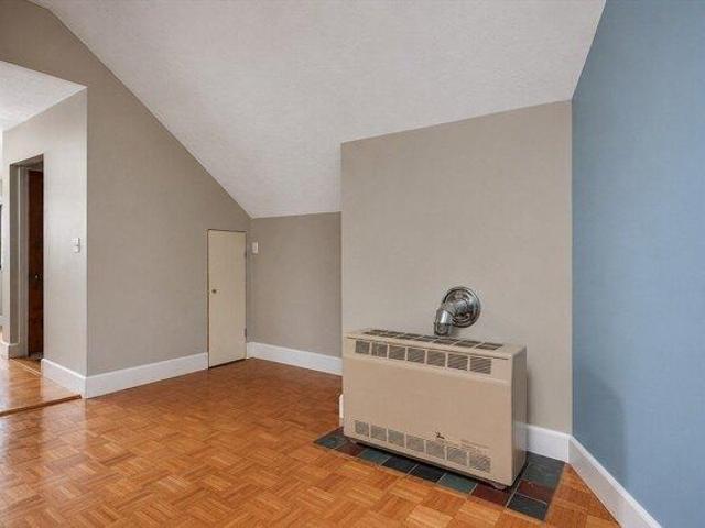 house with 8 bedroom, Fitchburg MA ES103158774