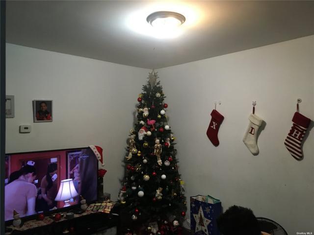 house with 8 bedroom, Flushing NY ES72692146