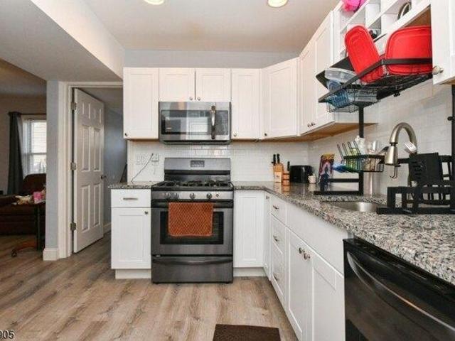 house with 8 bedroom, Garwood NJ ES105122686