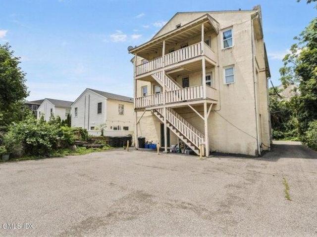 house with 8 bedroom, Greenwich CT ES104835919
