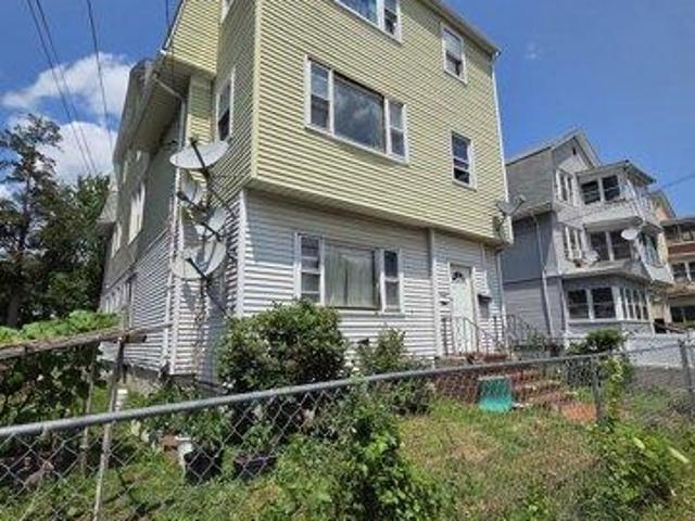 house with 8 bedroom, Hartford CT ES104850758
