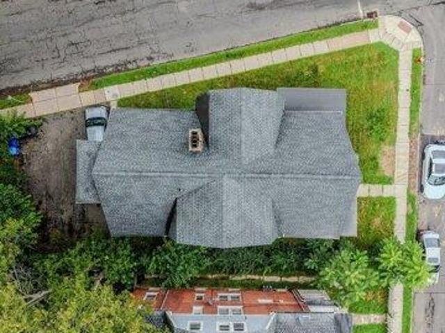 house with 8 bedroom, Hartford CT ES105115163