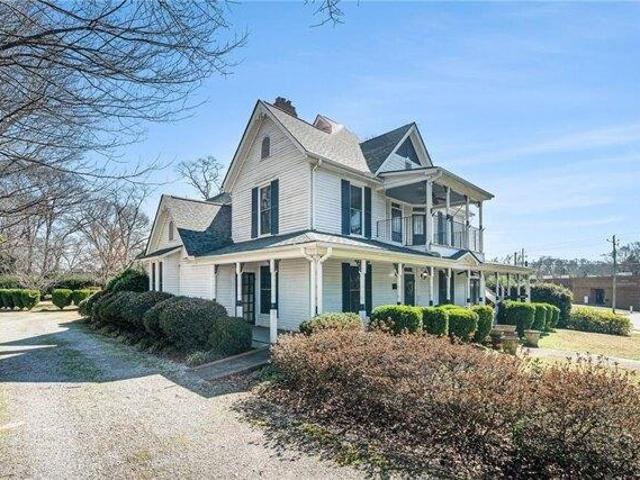 house with 8 bedroom, Hartwell GA ES88798256
