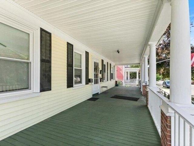 house with 8 bedroom, Haverhill MA ES105041294