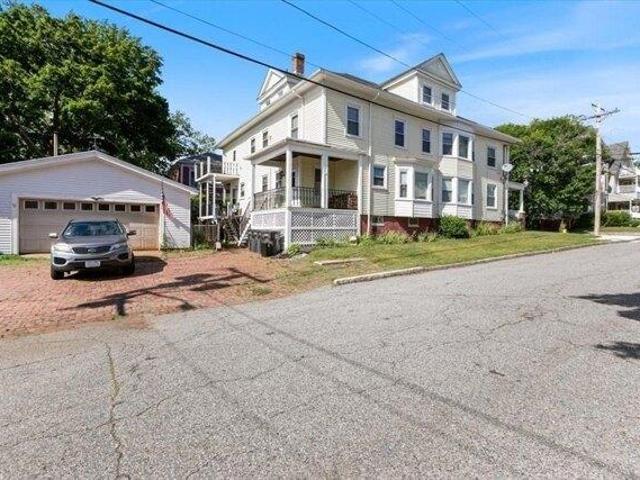 house with 8 bedroom, Haverhill MA ES105080337