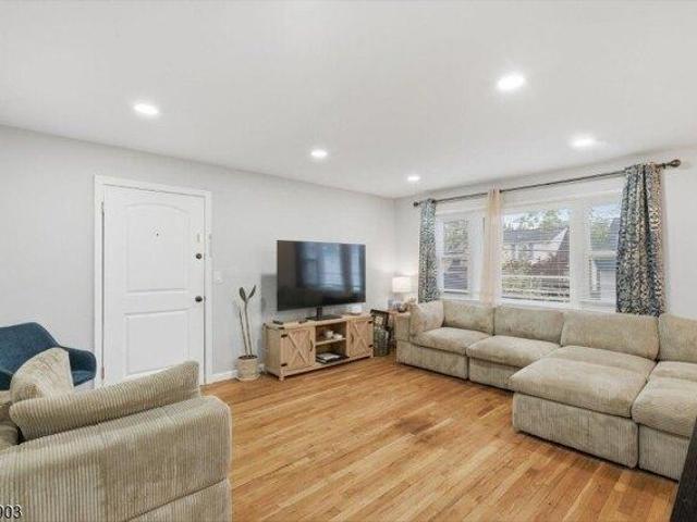 house with 8 bedroom, Hillside NJ DS102559780