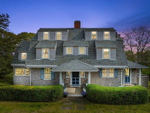 house with 8 bedroom, Hyannis Port MA DLS103034698