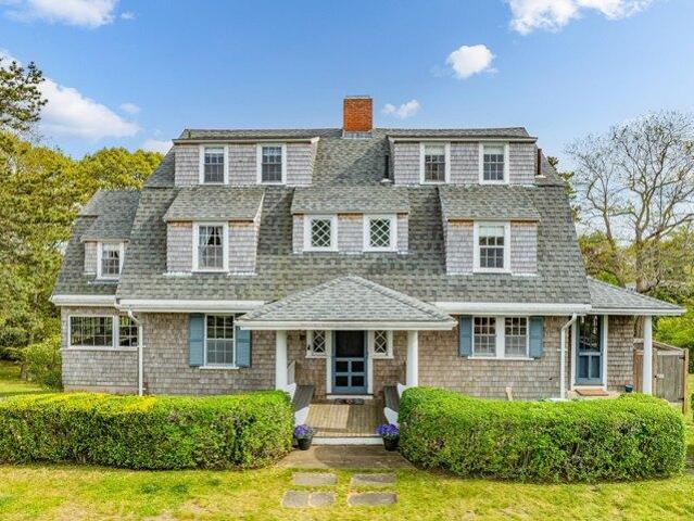 house with 8 bedroom, Hyannis Port MA ES105127346