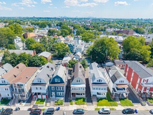 house with 8 bedroom, Irvington NJ ES105172670