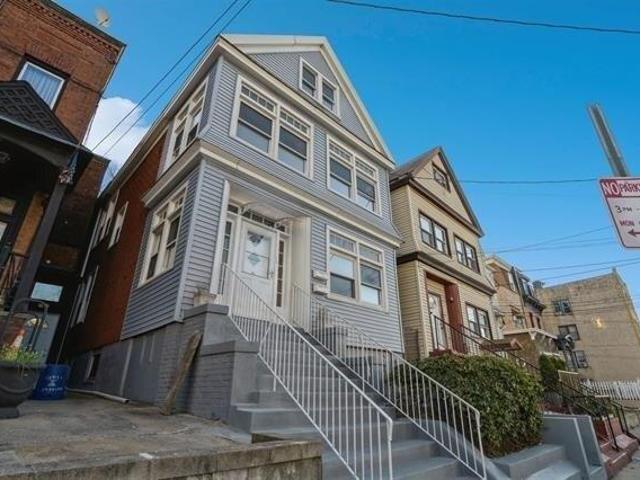house with 8 bedroom, Jersey City NJ DLS101897540