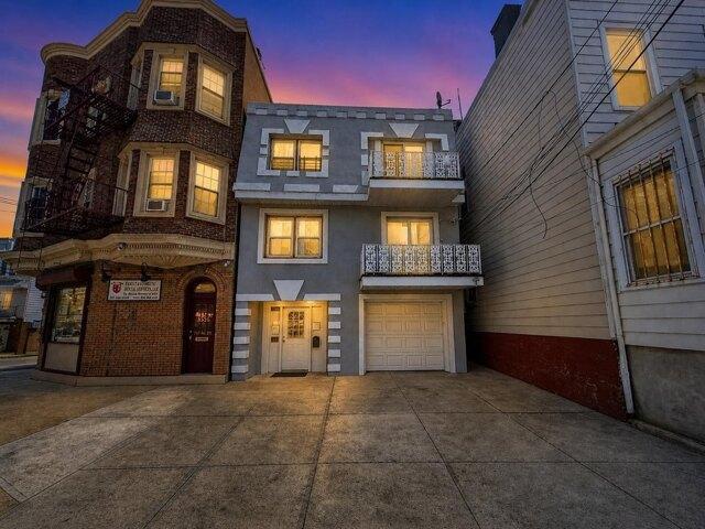 house with 8 bedroom, Jersey City NJ DS102284617