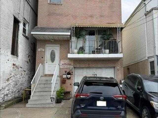 house with 8 bedroom, Jersey City NJ DS104375482