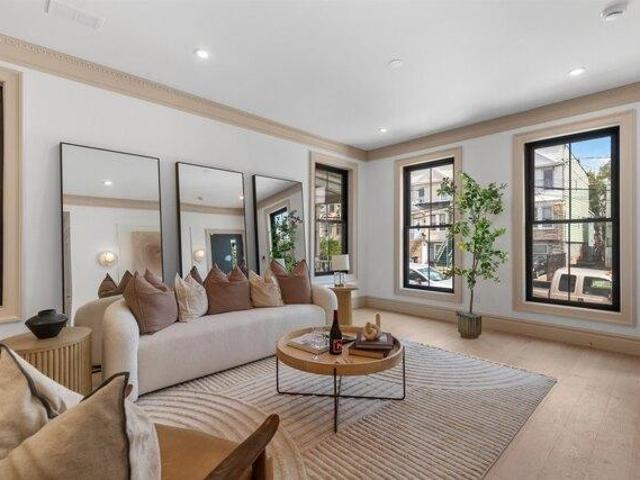 house with 8 bedroom, Jersey City NJ ES104849717