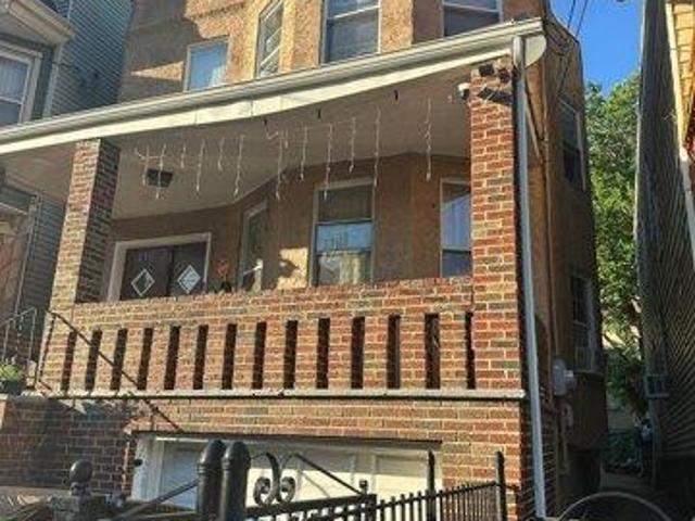 house with 8 bedroom, Jersey City NJ ES104869448
