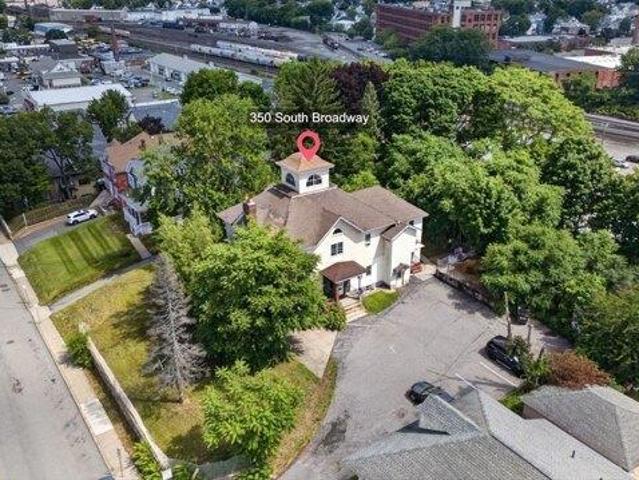 house with 8 bedroom, Lawrence MA DS104408802