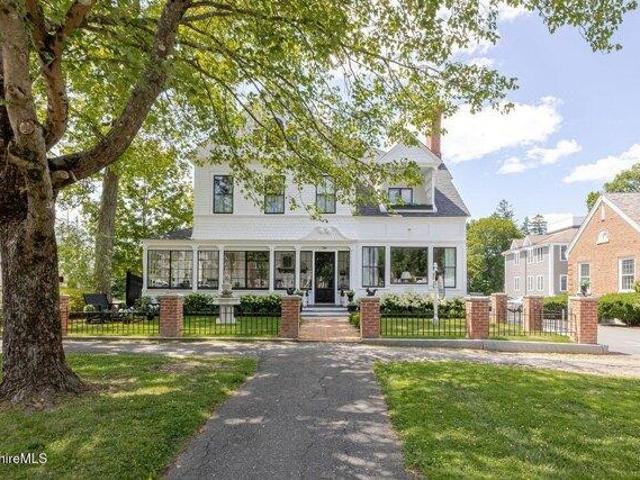 house with 8 bedroom, Lenox MA ES105123323