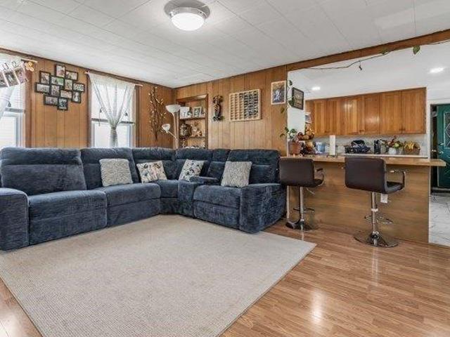 house with 8 bedroom, Lowell MA DS103159590