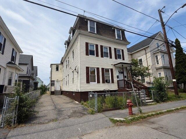 house with 8 bedroom, Lowell MA DS104477907