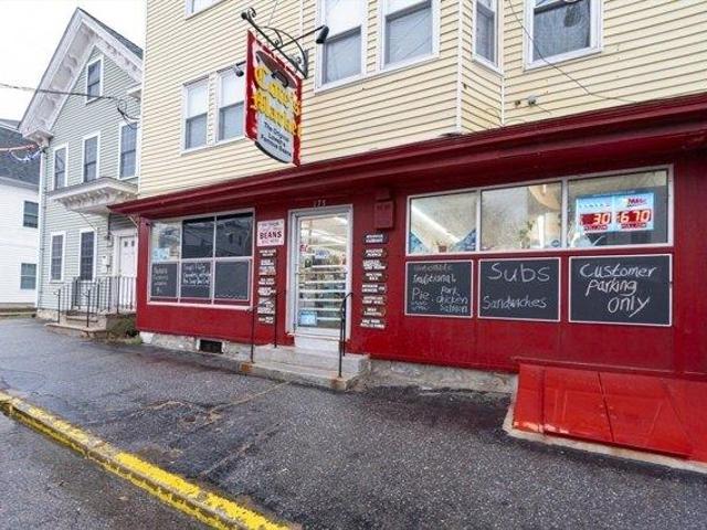 house with 8 bedroom, Lowell MA ES104812206