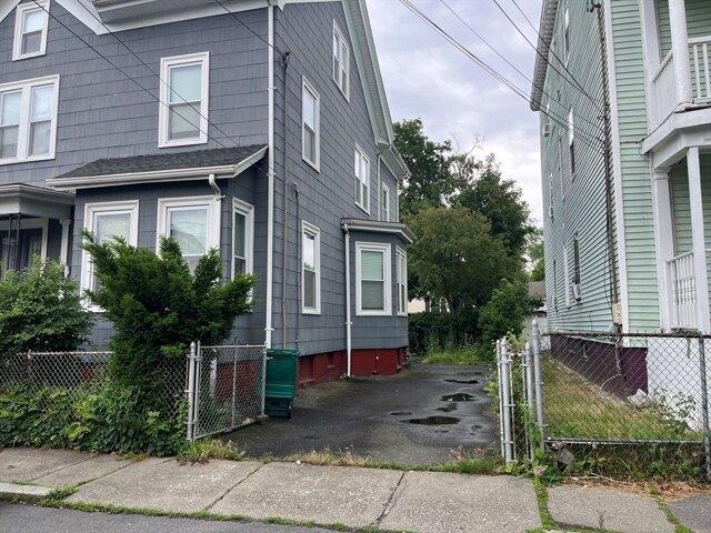 house with 8 bedroom, Lynn MA ES104809992