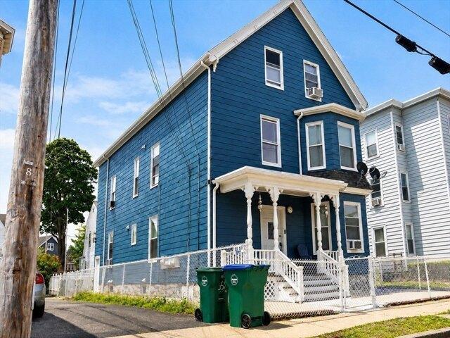 house with 8 bedroom, Lynn MA ES103887278