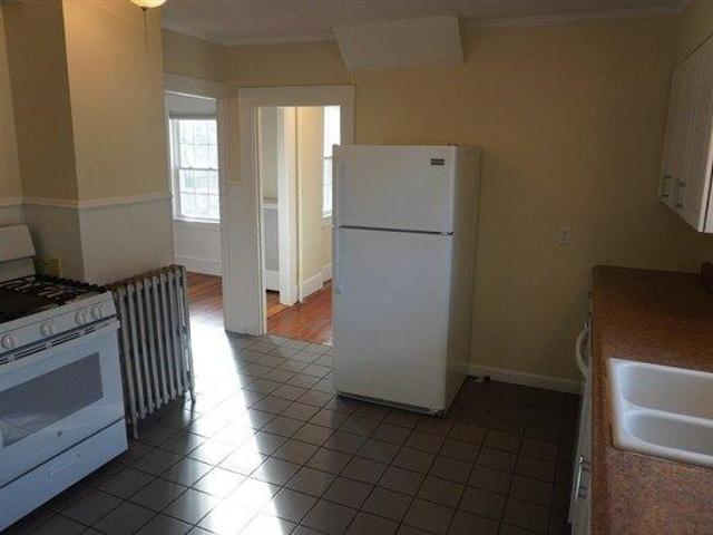 house with 8 bedroom, Mansfield MA DS102280811