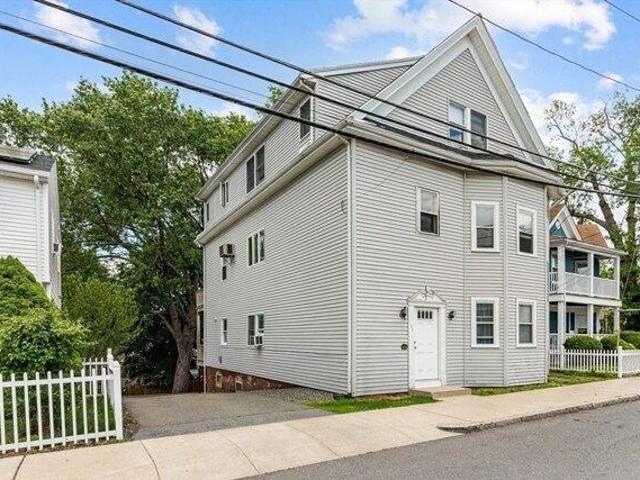house with 8 bedroom, Malden MA ES104760523