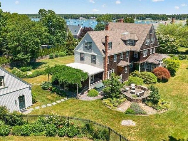 house with 8 bedroom, Marion MA ES105114813