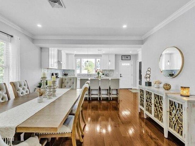 house with 8 bedroom, Marlborough MA ES105040728