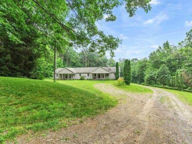 house with 8 bedroom, Marlborough NH ES104351375
