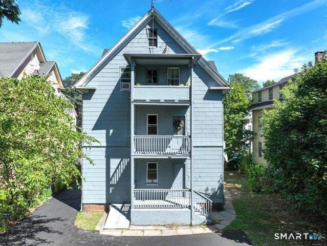 house with 8 bedroom, Meriden CT DLS101858660