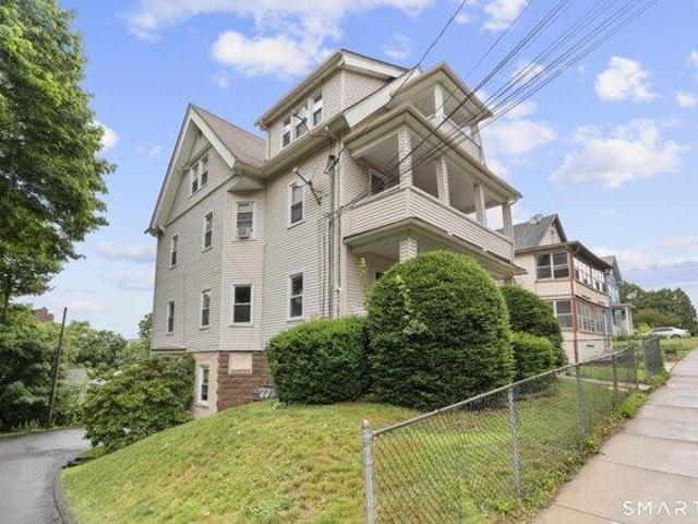 house with 8 bedroom, Meriden CT ES104193061